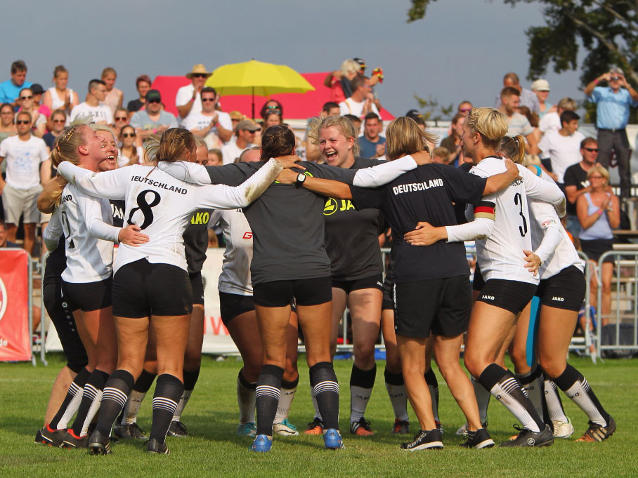 Deutschlands Faustball-Frauen gewinnen die Heim-Euro
